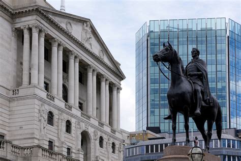 Boes Broadbent Says Market Bets On Rate Hikes Would Hit Economy