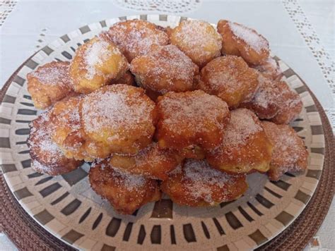 Buñuelos de Manzana Un Postre Tradicional y Delicioso
