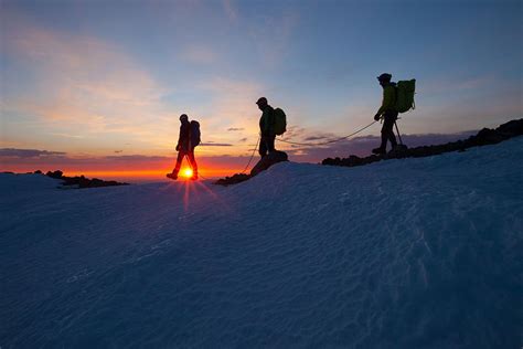 Mt Rainier Wa Sunrise Along Columbia Crest Heading To The 14 410