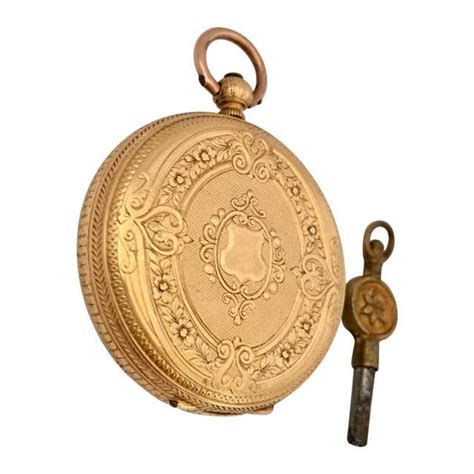 18 Karat Gold Antique Key Wind Ladies Pocket Watch At 1stdibs Ladies