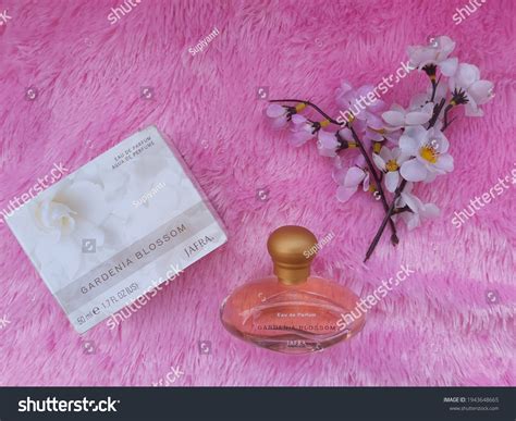 Jafran Imágenes Fotos De Stock Y Vectores Shutterstock