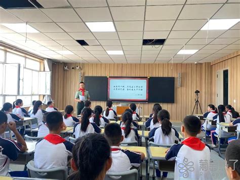 鄯善县退役军人事务局爱国主义宣讲进校园
