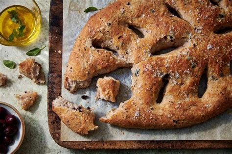 Rustic Olive Flatbread Recipe King Arthur Flour Recipes Baking