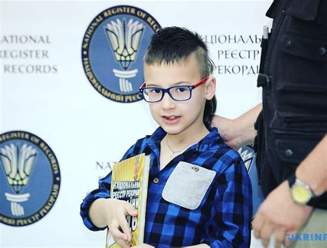 Розвиток інтелекту дітей ШЕСТИРІЧНИЙ ХАРКІВЯНИН ЛЕВ БОНДАРЕНКО ДВІЧІ РЕКОРДСМЕН