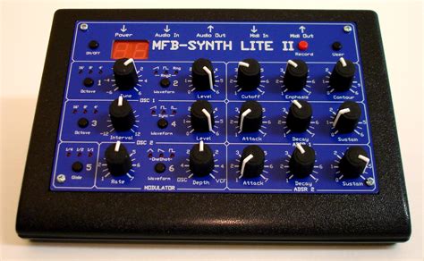 MFB MFB Synth Lite Vintage Synth Explorer