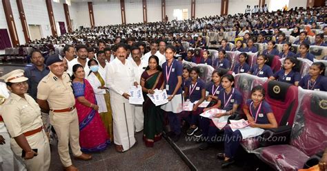 Awareness போதைப்பொருட்கள் தடுப்பு குறித்துமாணவர்களிடம் விழிப்புணர்வு