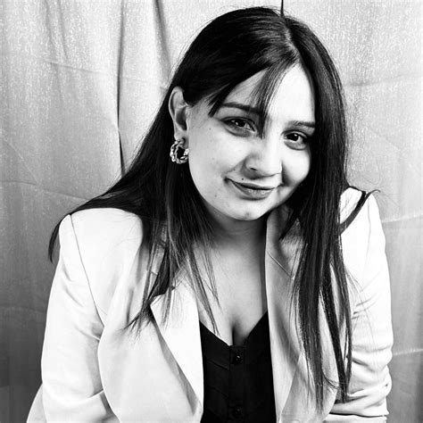 Risha Kaushik Jewelry Designer Zar Xing