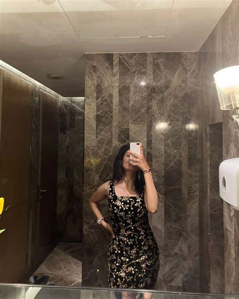 100 Upvotes Before 1am And Ill Reveal My Slutty Face 💦 Rindianhotwife