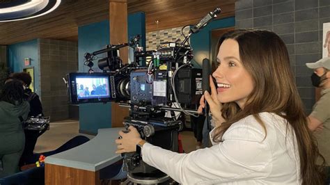 Why Good Sams Dr Griffith Is Sophia Bushs Favorite Character To Date