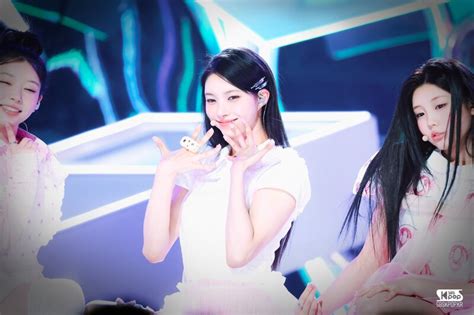 240331 Illit Yunah ‘magnetic At Inkigayo Kpopping