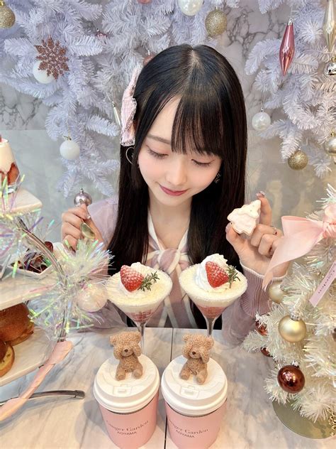 松本ももな On Twitter ぽやすみなさい🌙ིྀ·̩͙ 今日もえらいえらいだよぉ🥹 🎅🏻🎄 幸せだもん～🎶🍰🍓