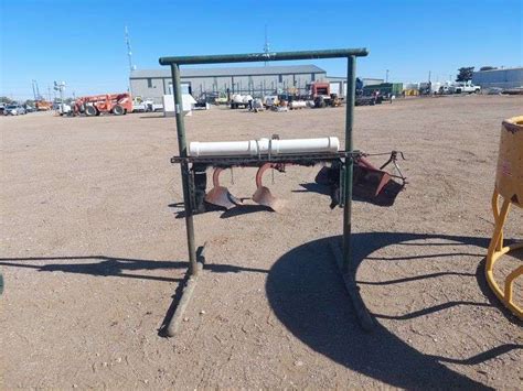 Fly Control Cattle Rack Assiter Auctioneers