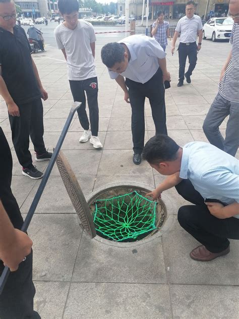 淮北市市政工程管理处排查防坠网保障市民脚下安全 淮北市住房和城乡建设局