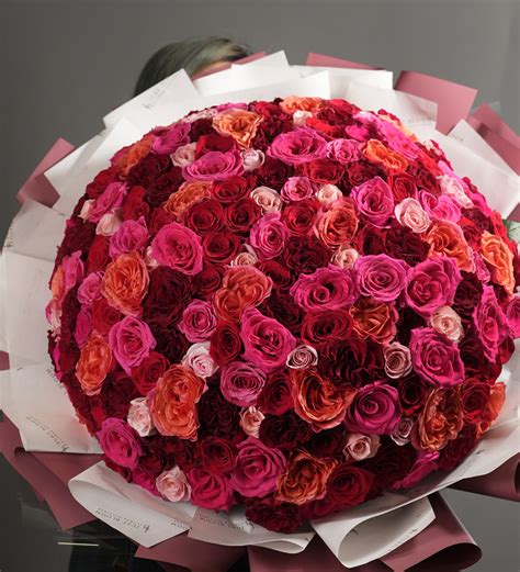 Renata Ecuadorian Rose Bouquet Vibrant Reds Oranges And Pinks