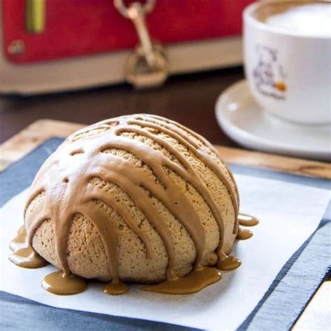 Signature Bun With Cheese Topping Papparoti