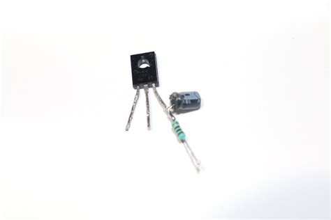 How To Make Audio Amplifier Using D882 Transistor 8 Steps Instructables