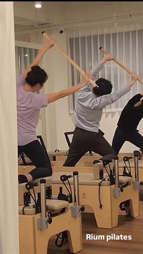 경기광주필라테스 경기광주기구필라테스 양벌동 기구필라테스 맨즈필라테스 양벌필라테스 리움필라테스양벌점 ⠀ 눈이 내리는 오늘도 리움은 문이 활짝 열려있습니다 ⠀ 동작이