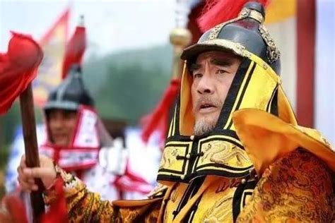 此女是努尔哈赤小妾，籍籍无名，助皇太极登上汗位，却被逼殉葬！