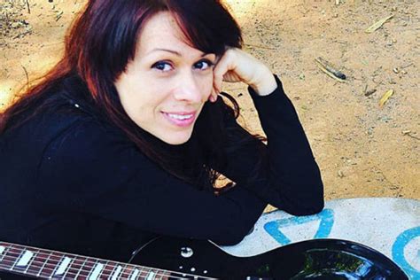 Olivia Gênesi Canta Chico Science Evento Abc