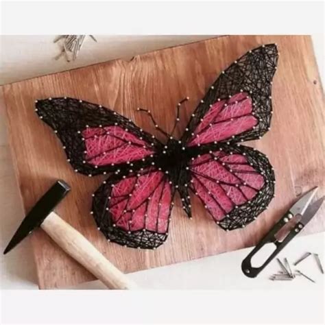 خرید و قیمت تابلو میخ و نخ طرح پروانه قشنگ از غرفه نبض هنر