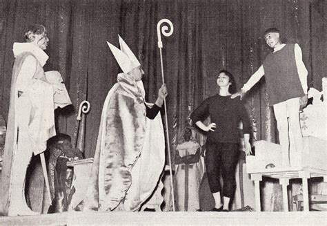 Imi Pasa Teatrul In Romania Dupa August