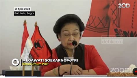 Megawati Umumkan Ganjar Pranowo Capres Pdip Riaumag