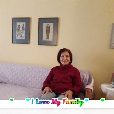 Звезделина 🔴Малко сме като в древен Рим хляб и зрелища ни дай на нас и ракия и салата