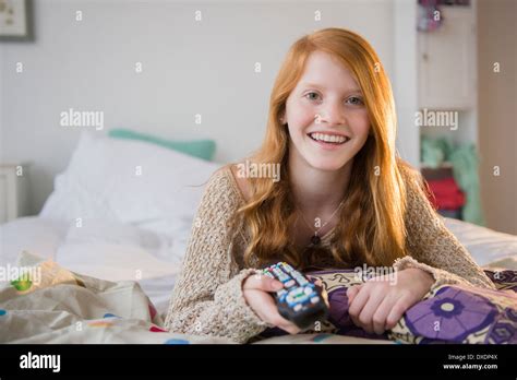 Jeune Fille De 14 Ans Banque De Photographies Et Dimages à Haute