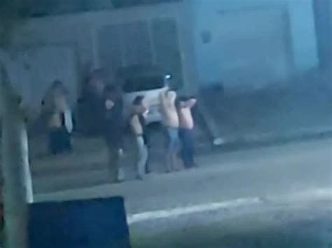 Criminosos Invadem Cidade Fazem Reféns E Explodem Banco Durante A