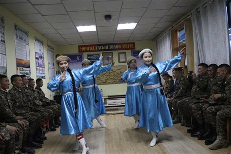 Хилийн цэргийн 0166 дугаар ангийн хилийн заставтай шифийн харилцаа