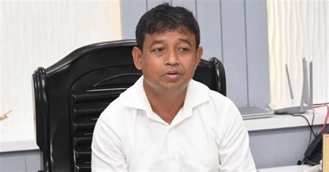 হারুন ও তার স্ত্রীর ব্যাংক হিসাব স্থগিত