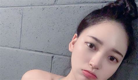 Cerita Dewasa Ngentot Ibu Tiri Yang Kesepian