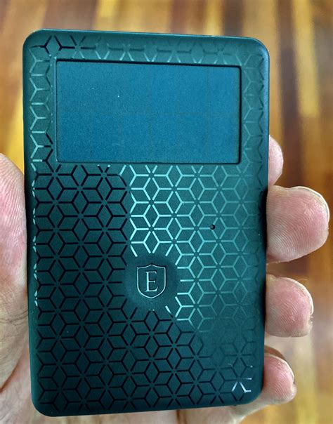 Airtag Wireless Trackingdevice Embeddedsystems Embeddedrecruiter