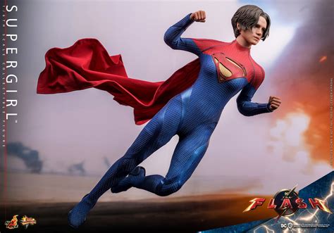 Hot Toys Reveals Its New The Flash Action Figure Of Supergirl — Geektyrant