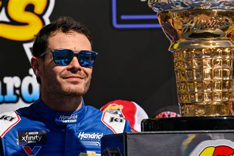 Kyle Larson Gets Caught In Scary Multi Car Crash During Kansas Side