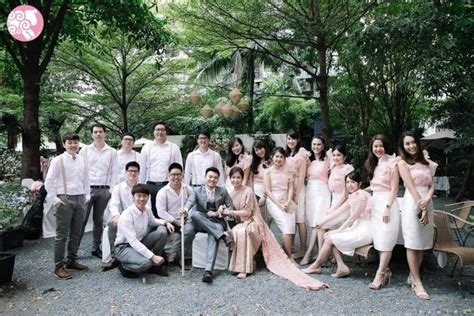 7 สียอดนิยม ชุดไปงานแต่งตอนเช้า Rent Sheep ร้านเช่าชุดราตรี ชุดเพื่อนเจ้าสาว