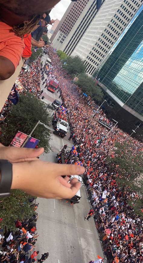 Pics From Your 2022 World Series Champions Parade Featuring The Houston