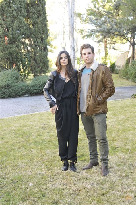 Álvaro Cervantes Y Clara Lago En El Corazón Del Océano Fotos Formulatv
