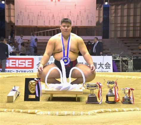 相撲全国学生 草野が学生横綱 団体は2位 日本大学新聞online