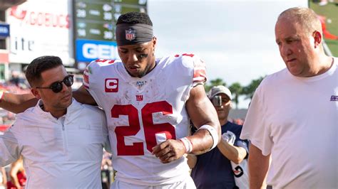Saquon Barkley Injury New York Giants Rb Using Crutches Walking Boot