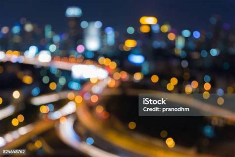 밤 빛 흐리게 Bokeh 도시도로 교차점 0명에 대한 스톡 사진 및 기타 이미지 0명 기업 재무와 산업 도시 Istock