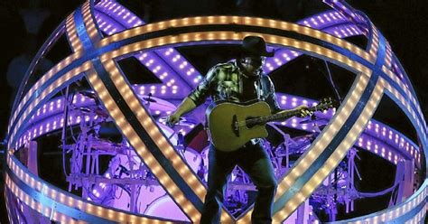 Throwback Tulsa Garth Brooks Returns To Stage In Tulsa At The Bok