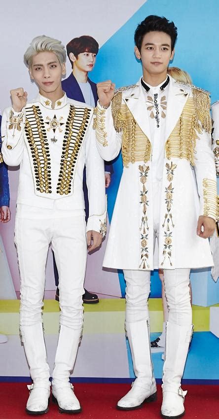 샤이니 종현 “신곡 ‘뷰 이수만 선생님 극찬에 마음 안정” 아주경제