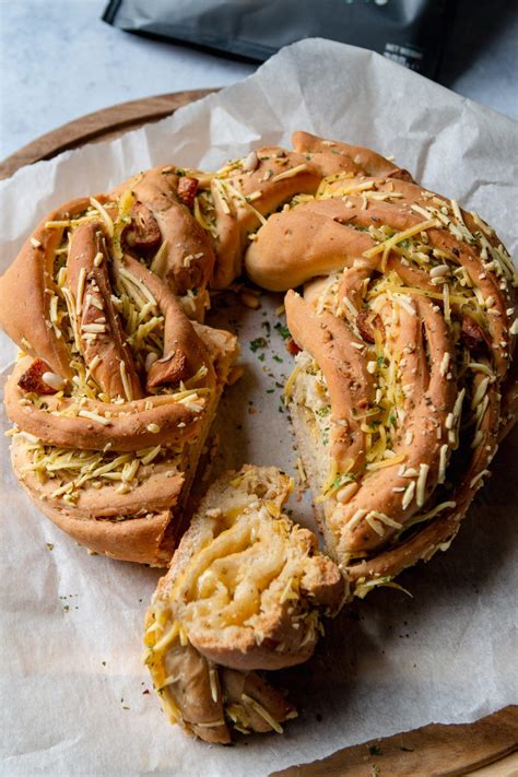 Cheese And Garlic Twist Bread Lucy And Lentils