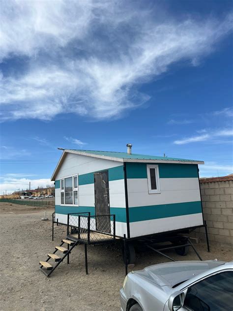 Вагончиг Вагончиг болон төмөр хашаа хаалга цонхны хаалт