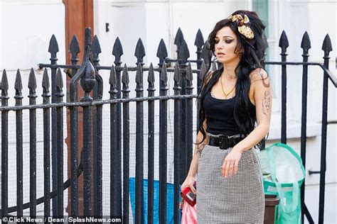 Marisa Abela Transforms Into Amy Winehouse In Tweed Skirt As She
