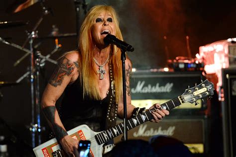Lita Ford Reconciles With Former Runaways Joan Jett And Cherie Currie