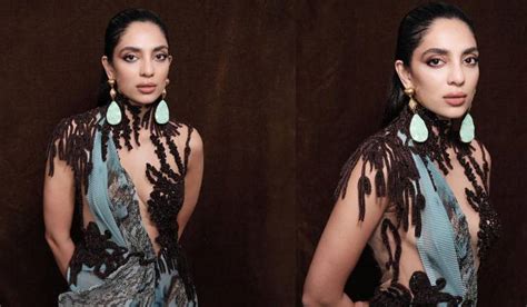 Sobitha Dhulipalla వింత జాకెట్టులో శోభిత హాట్ ట్రీట్ అన్నీ ఉన్నా ఏమీ లేనట్టే Ntv Telugu