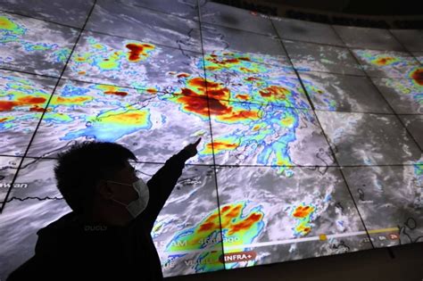 Metro Manila Schools Suspend Classes The Manila Times
