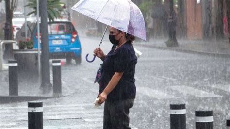 Onda tropical 12 traerá lluvias este domingo
